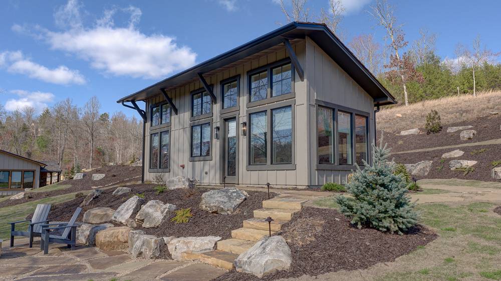 Cottage ∙ 1 Bedroom ∙ 2 Guests - Blue Ridge, GA