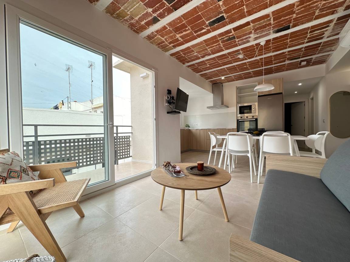 65 M² Apartamento ∙ 2 Habitaciones ∙ 6 Huéspedes - Cadaqués