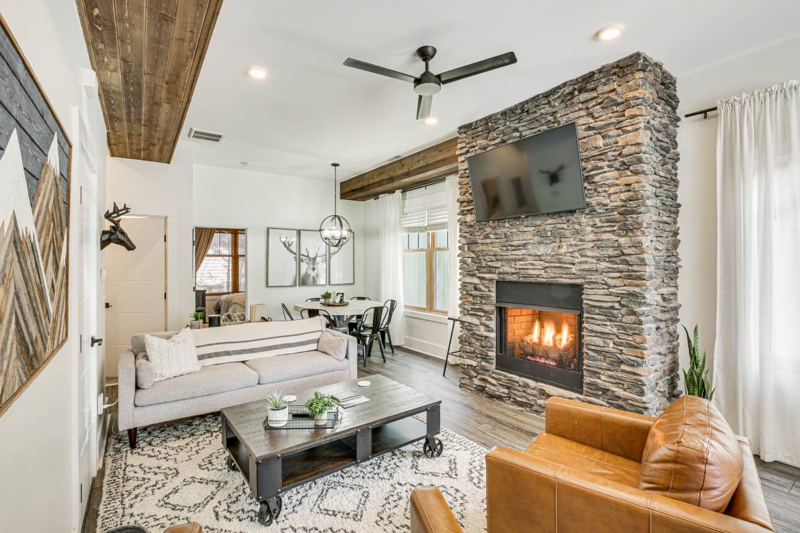 144 M² Apartment ∙ 3 Bedrooms ∙ 6 Guests - Blowing Rock, NC