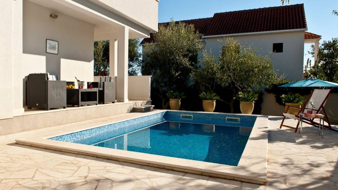 150 M² Ferienhaus ∙ 4 Schlafzimmer ∙ 6 Gäste - Trogir