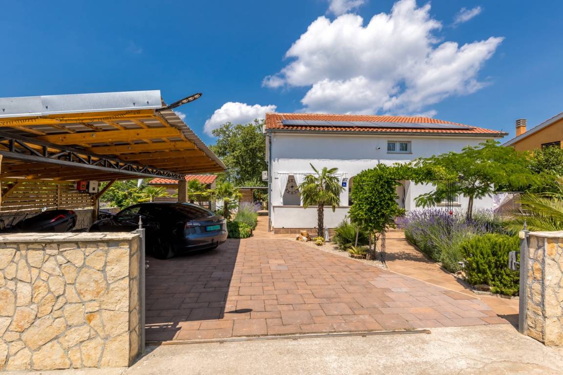 100 M² Ferienwohnung ∙ 2 Schlafzimmer ∙ 4 Gäste - Krk