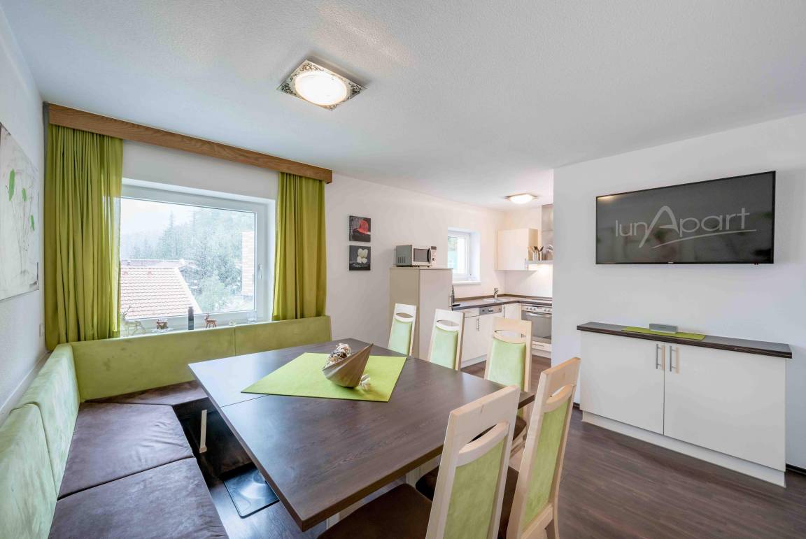 90 M² Ferienwohnung ∙ 4 Schlafzimmer ∙ 8 Gäste - Mandarfen
