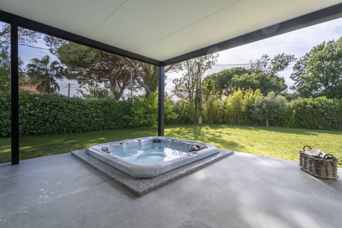 145 M² Villa ∙ 4 Schlafzimmer ∙ 8 Gäste - Cuers