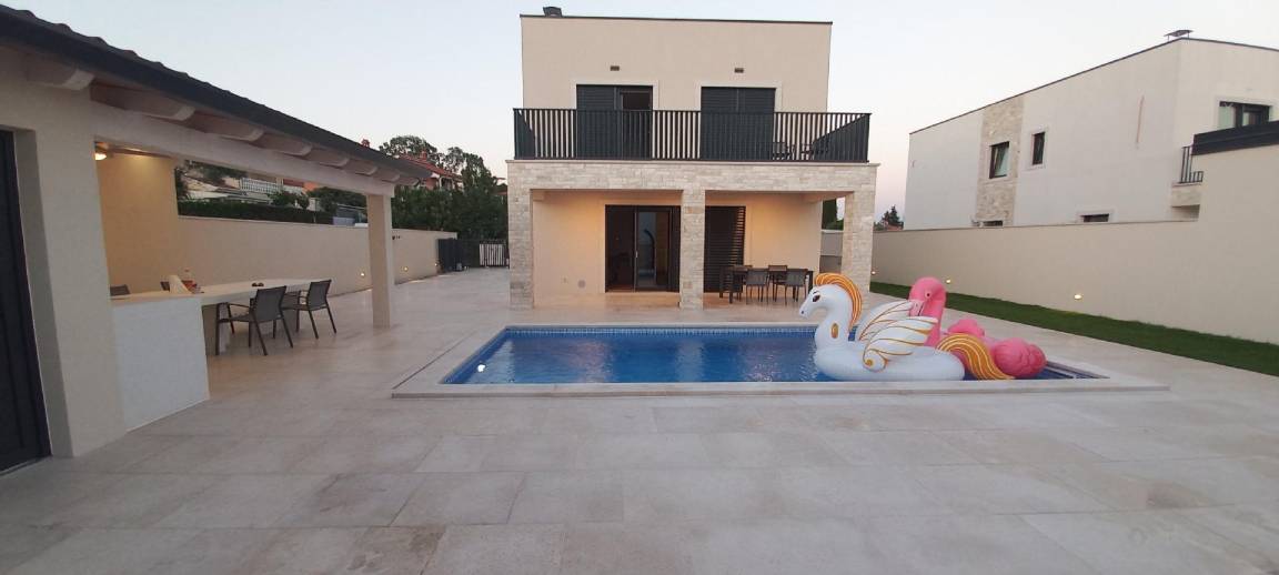 250 M² Casa ∙ 4 Camere Da Letto ∙ 12 Ospiti - Salvore