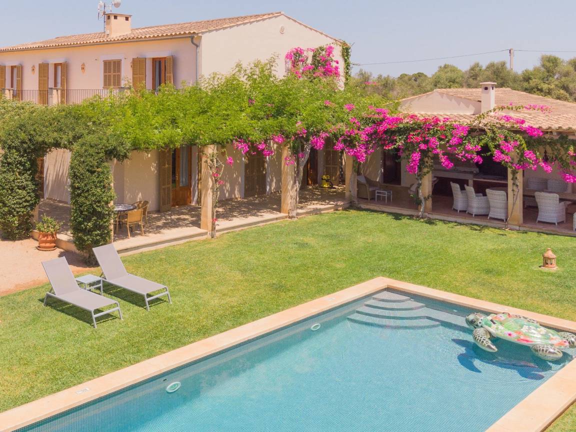 420 M² Ferienhaus ∙ 6 Schlafzimmer ∙ 12 Gäste - Cala Santanyí
