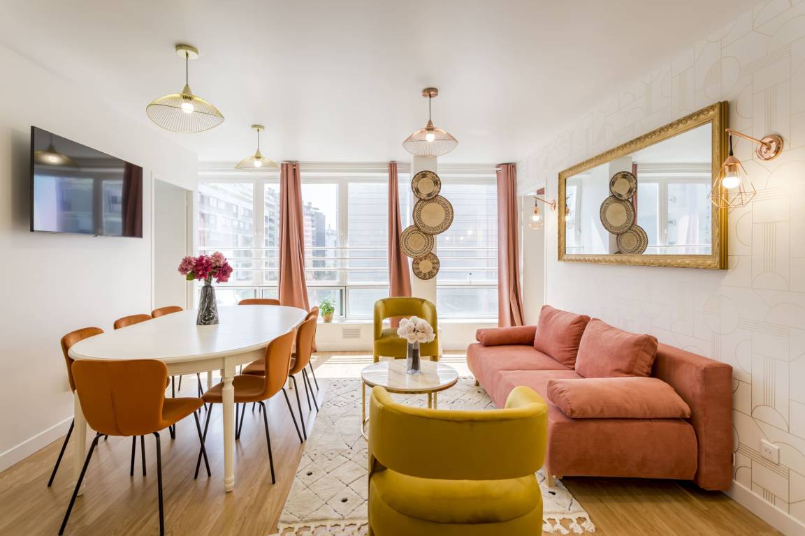 120 M² Appartement ∙ 5 Chambres ∙ 12 Personnes - Gennevilliers