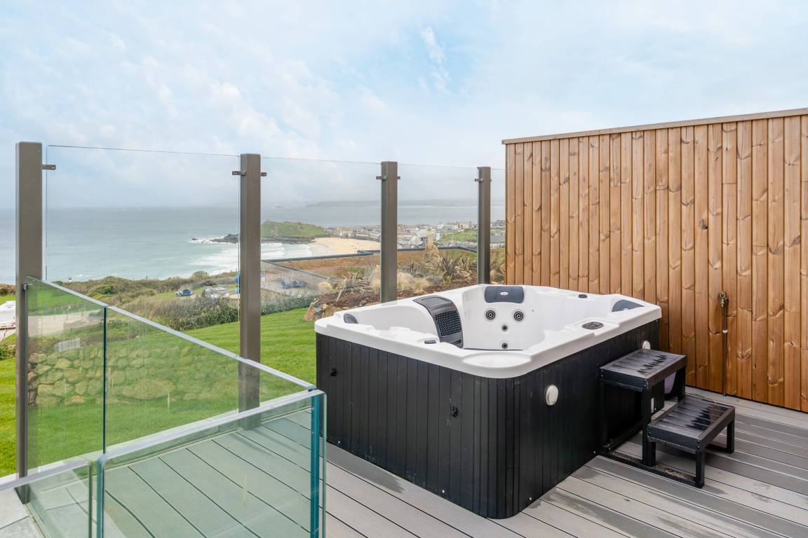 Cottage ∙ 2 Bedrooms ∙ 4 Guests - St Ives