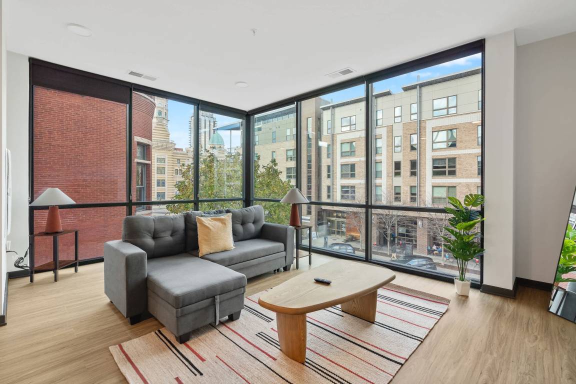 Apartment ∙ 1 Bedroom ∙ 3 Guests - Indianapolis, IN
