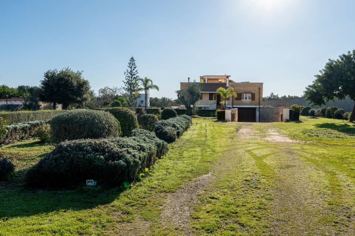 110 M² Villa ∙ 3 Bedrooms ∙ 8 Guests - 레체