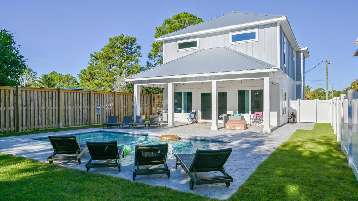 291 M² House ∙ 5 Bedrooms ∙ 16 Guests - Panama City Beach, FL