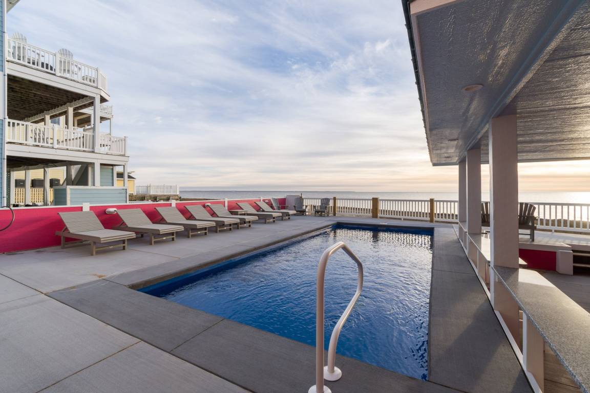 465 M² House ∙ 10 Bedrooms ∙ 24 Guests - Avon, NC