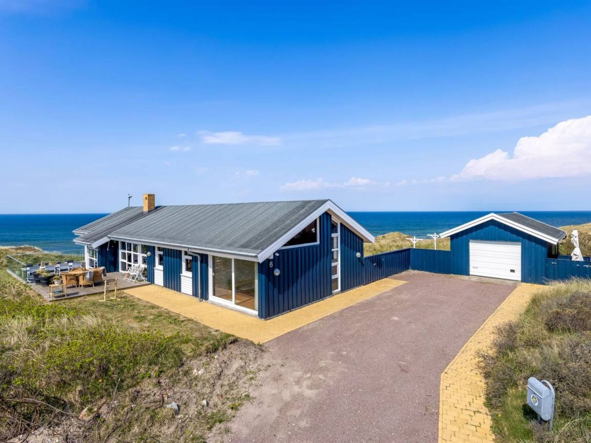 273 M² House ∙ 1 Bedroom ∙ 8 Guests - Hirtshals