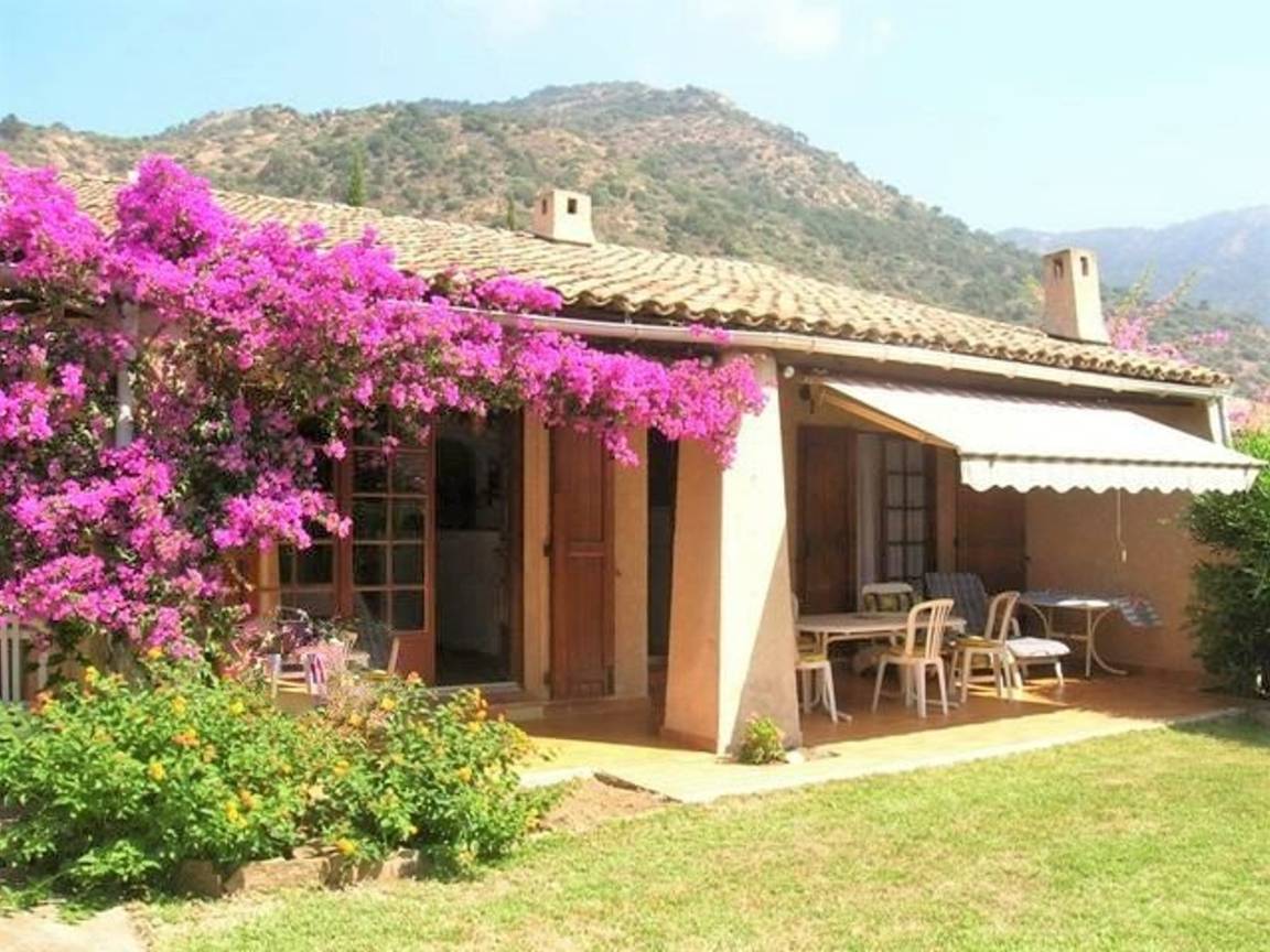 74 M² Huis ∙ 2 Slaapkamers ∙ 6 Gasten - Bormes-les-Mimosas
