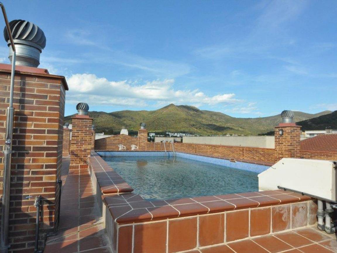 96 M² Apartment ∙ 2 Bedrooms ∙ 5 Guests - Cadaqués