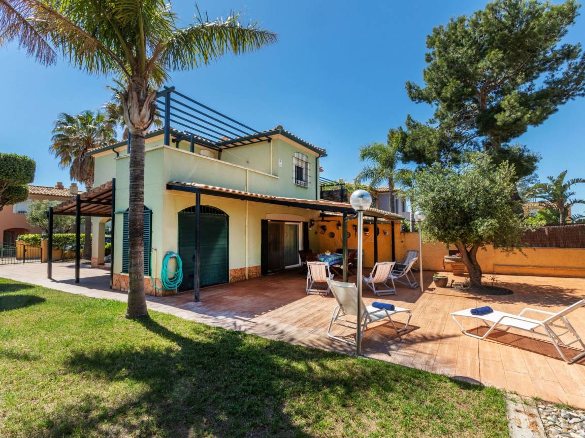 140 M² Ferienhaus ∙ 1 Schlafzimmer ∙ 6 Gäste - Miami Platja