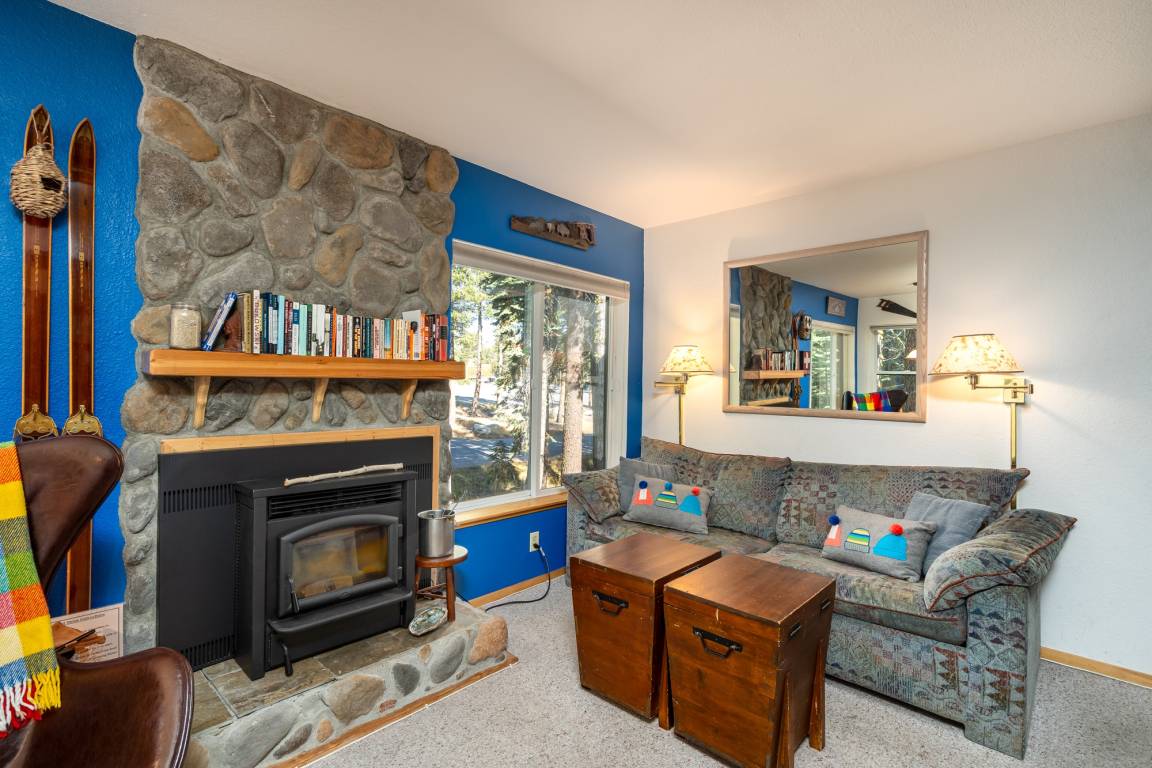 63 M² Condo ∙ 2 Bedrooms ∙ 7 Guests - Bear Valley, CA