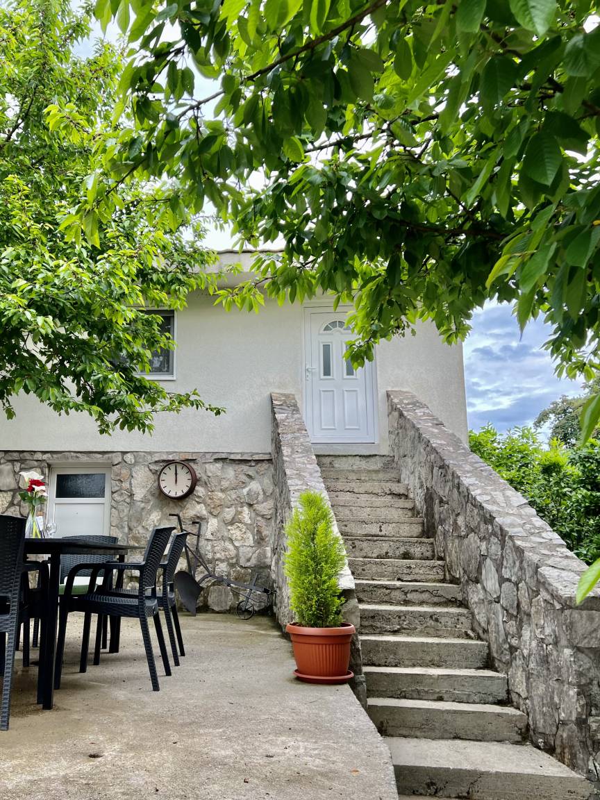 80 M² Apartment ∙ 1 Bedroom ∙ 4 Guests - Podgorica