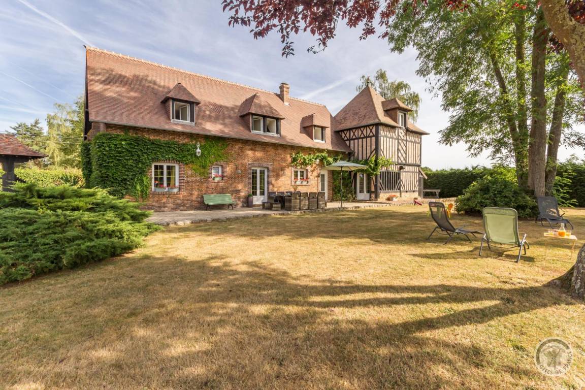 160 M² Gîte ∙ 4 Bedrooms ∙ 8 Guests - Normandy