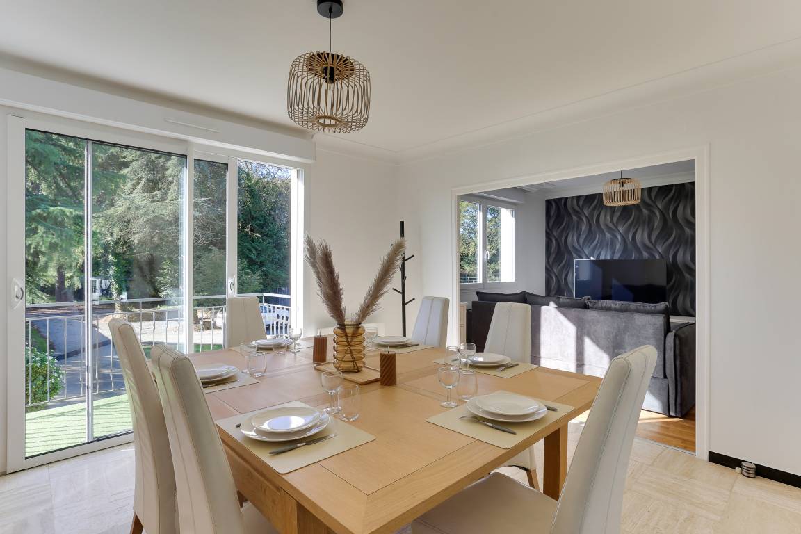 76 M² Appartement ∙ 2 Chambres ∙ 6 Personnes - Aéroport Rennes Bretagne (RNS)