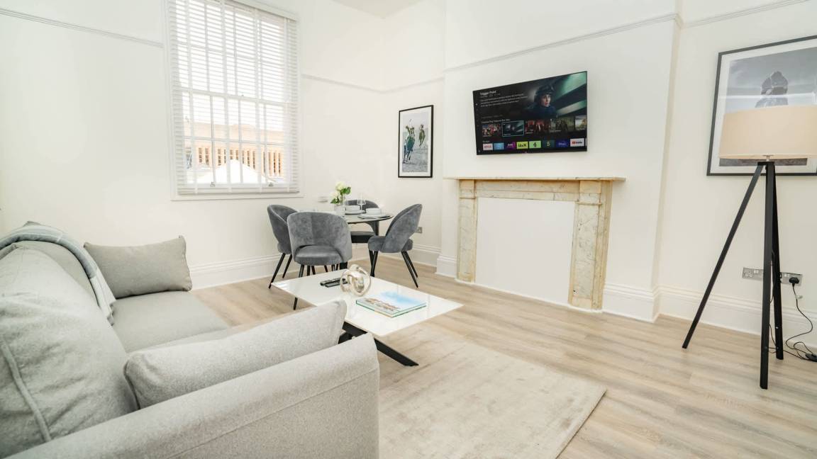 Apartment ∙ 2 Bedrooms ∙ 4 Guests - Winchcombe