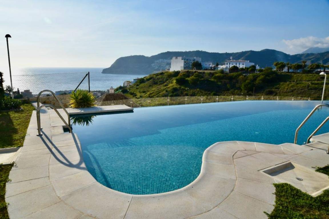 95 M² Casa ∙ 2 Habitaciones ∙ 4 Huéspedes - Costa Tropical
