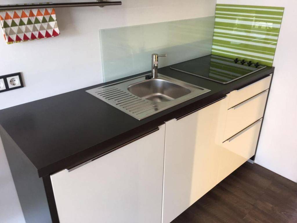 44 M² Ferienwohnung ∙ 1 Schlafzimmer ∙ 2 Gäste - Stetten