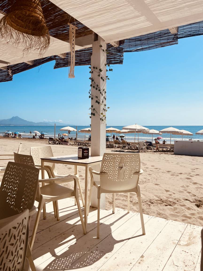 120 M² Apartment ∙ 3 Bedrooms ∙ 6 Guests - Alicante