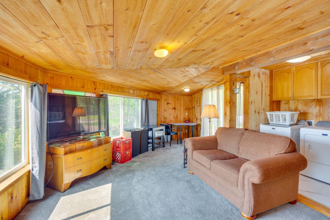 88 M² Cottage ∙ 2 Bedrooms ∙ 4 Guests - Belfast, ME