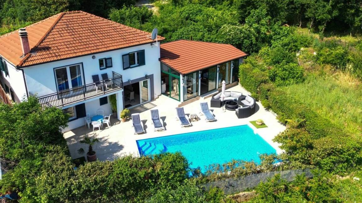 200 M² Villa ∙ 4 Schlafzimmer ∙ 8 Gäste - Imotski