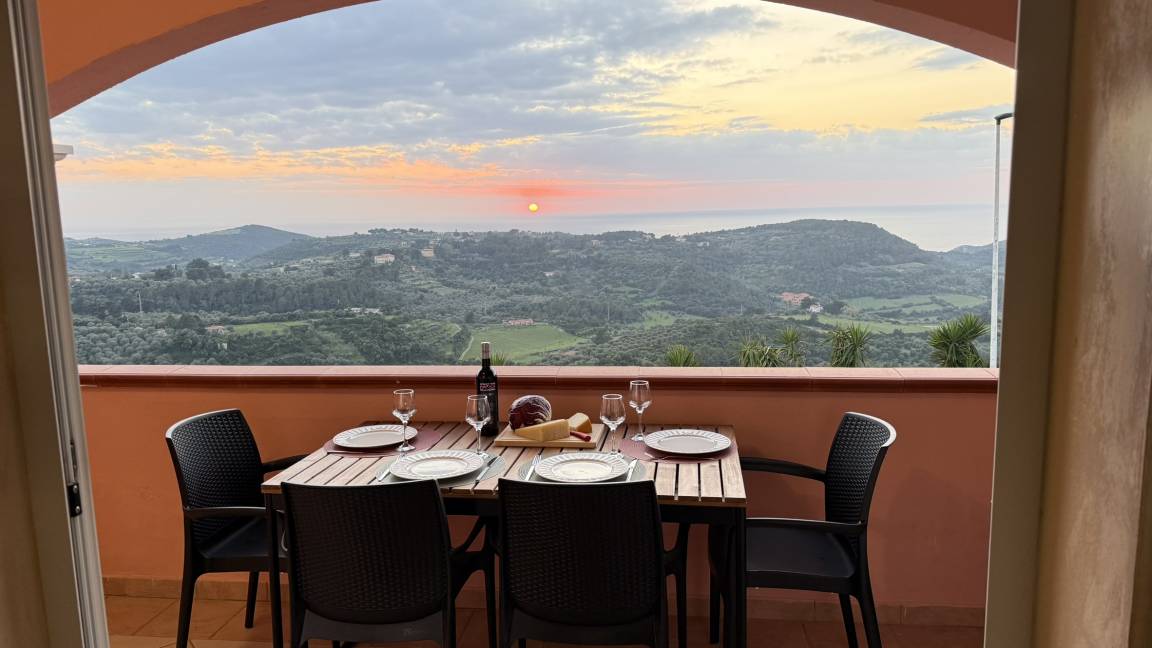 Apartment ∙ 2 Bedrooms ∙ 5 Guests - Bosa