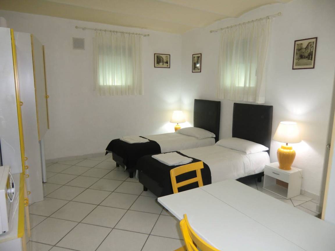 40 M² Appartamento Vacanza ∙ 2 Ospiti - Casalecchio di Reno
