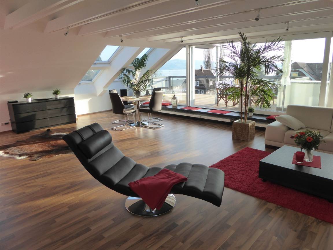 110 M² Ferienwohnung ∙ 1 Schlafzimmer ∙ 4 Gäste - Bregenz