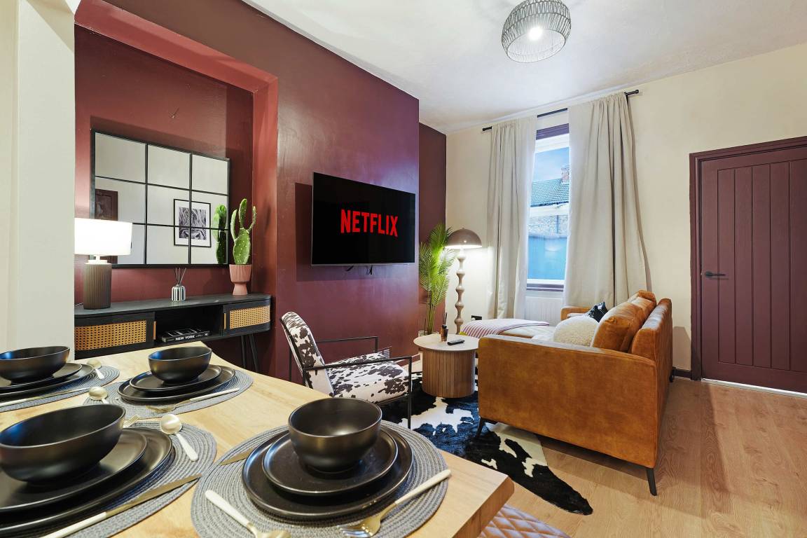 Apartment ∙ 4 Bedrooms ∙ 7 Guests - Hartlepool