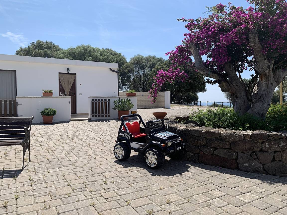 Casa Rural ∙ 1 Habitación ∙ 4 Huéspedes - Cala Gonone