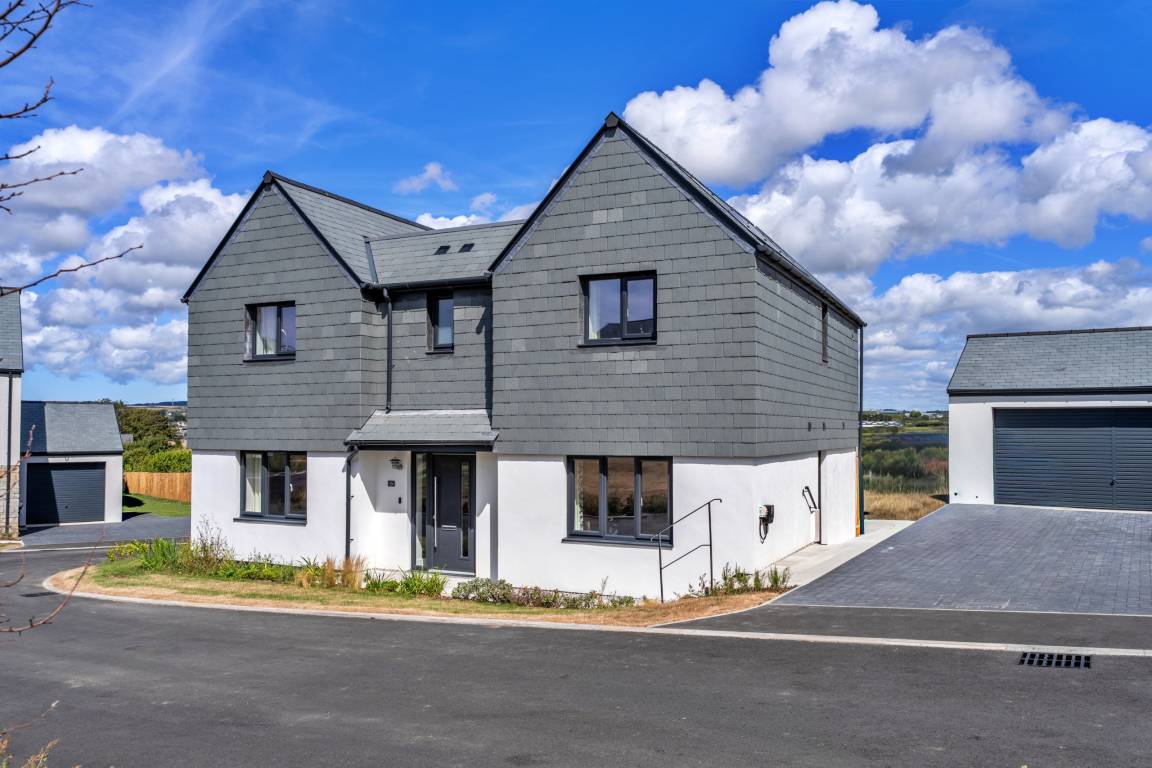 205 M² House ∙ 5 Bedrooms ∙ 10 Guests - Bude