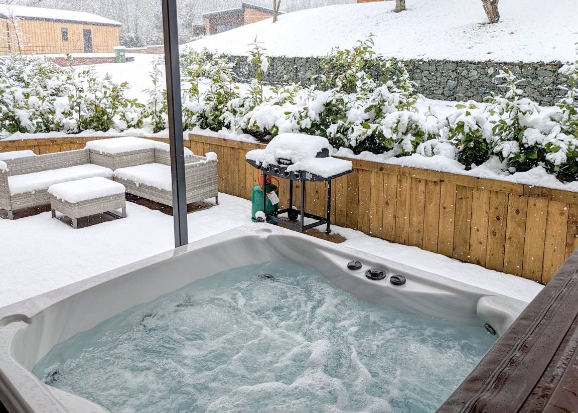 Chalet ∙ 2 Bedrooms ∙ 4 Guests - Oswestry