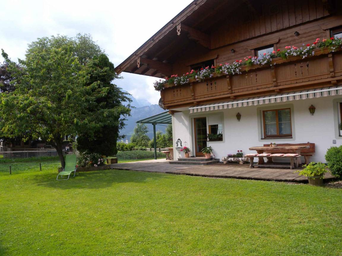 75 M² Ferienwohnung ∙ 2 Schlafzimmer ∙ 8 Gäste - Waidring