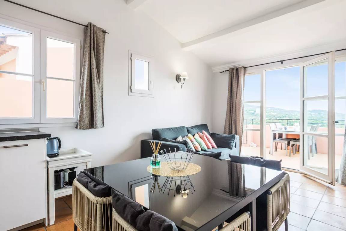 45 M² Appartement ∙ 2 Chambres ∙ 6 Personnes - Grimaud