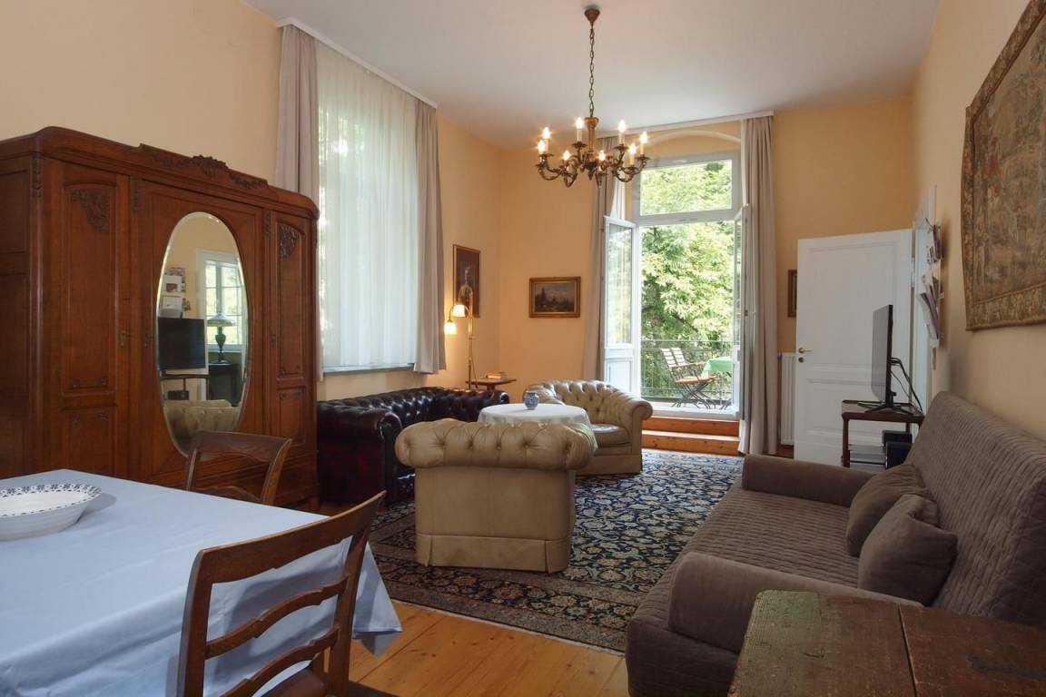 76 M² Apartment ∙ 2 Bedrooms ∙ 4 Guests - Dresden