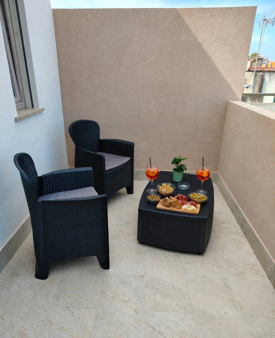 Appartamento Vacanza ∙ 2 Camere Da Letto ∙ 4 Ospiti - Villafranca Tirrena