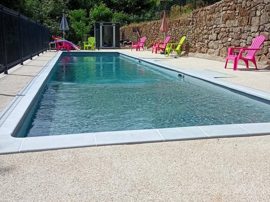 23 M² Chalet ∙ 2 Slaapkamers ∙ 4 Gasten - Ardèche