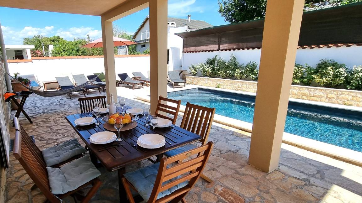 86 M² Apartment ∙ 3 Bedrooms ∙ 6 Guests - Privlaka