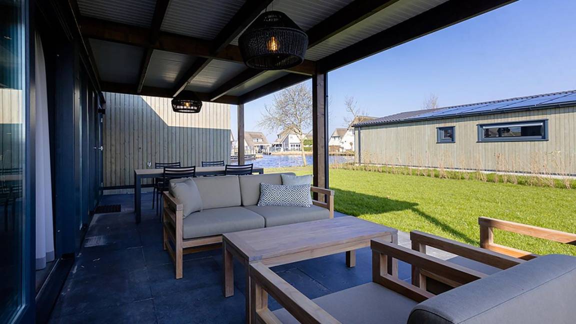 75 M² Ferienhaus ∙ 2 Schlafzimmer ∙ 4 Gäste - Lemmer