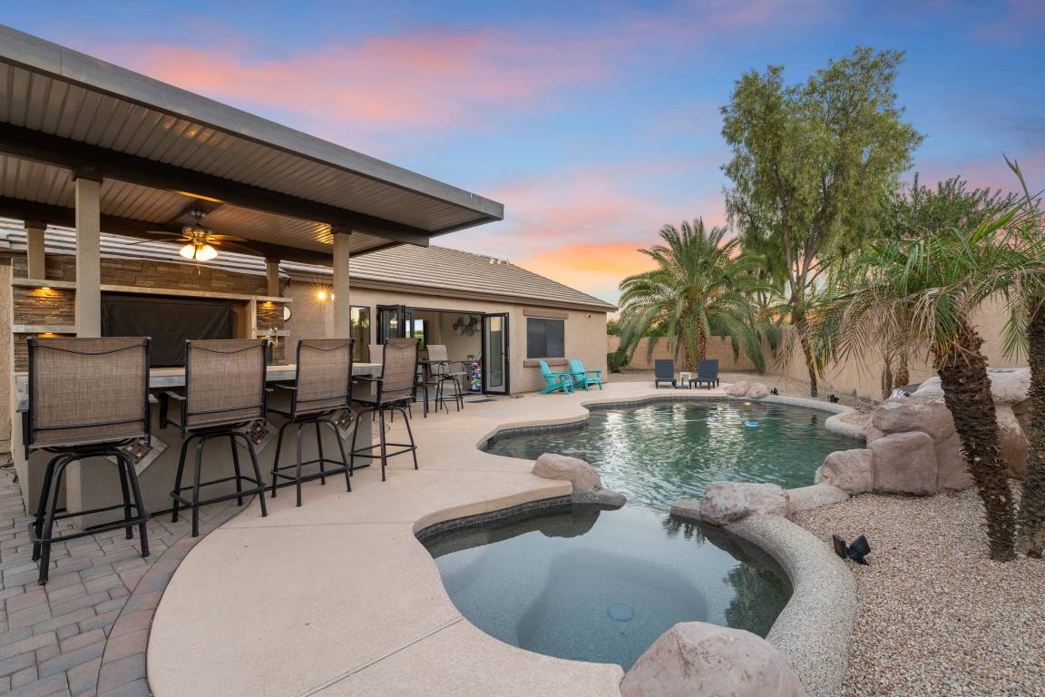 204 M² Maison De Vacances ∙ 4 Chambres ∙ 10 Personnes - Surprise, AZ