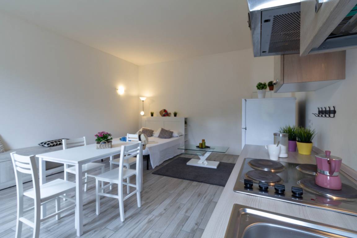 35 M² Studio Flat ∙ 2 Guests - Lecco
