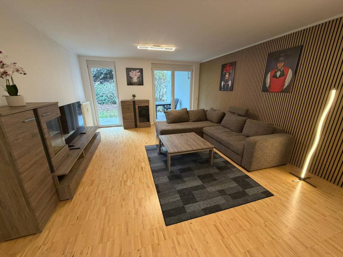 104 M² Ferienwohnung ∙ 2 Schlafzimmer ∙ 6 Gäste - Bad Säckingen