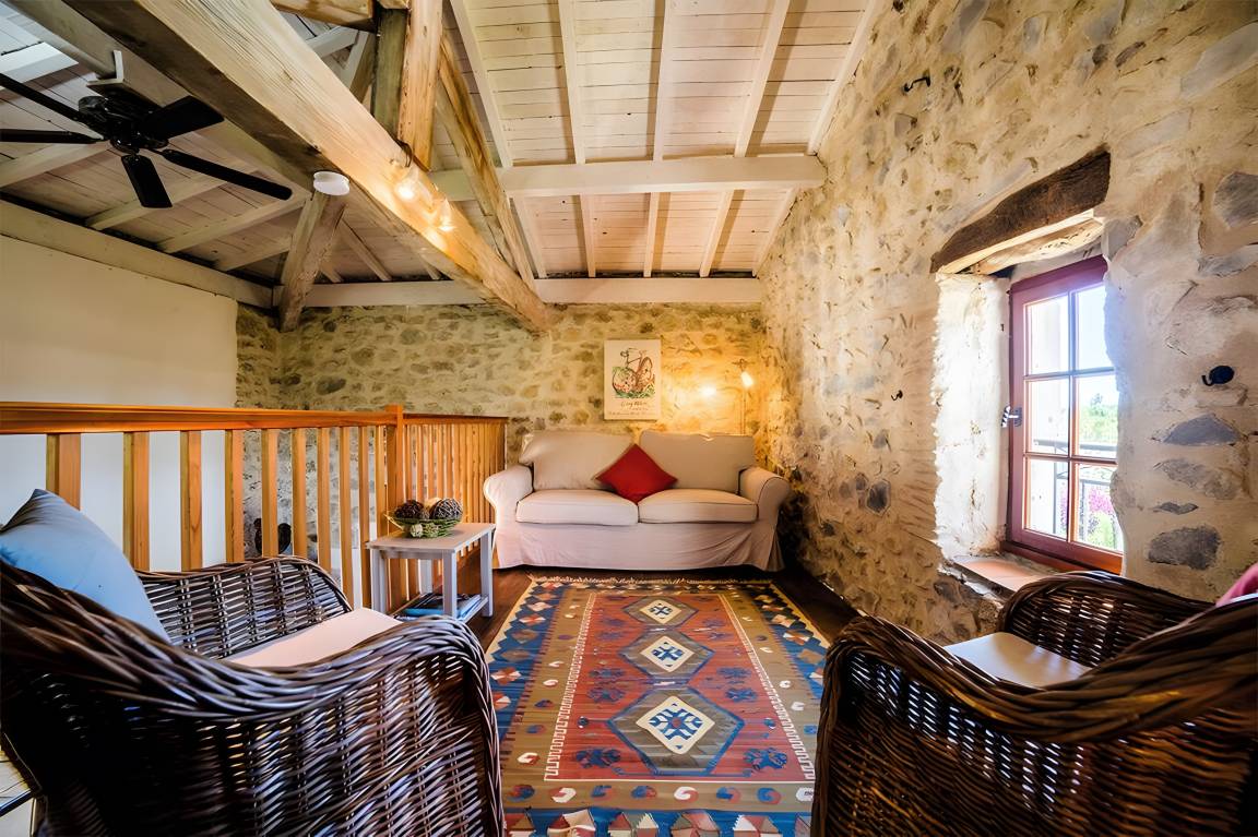 90 M² Cottage ∙ 3 Chambres ∙ 6 Personnes - Gard