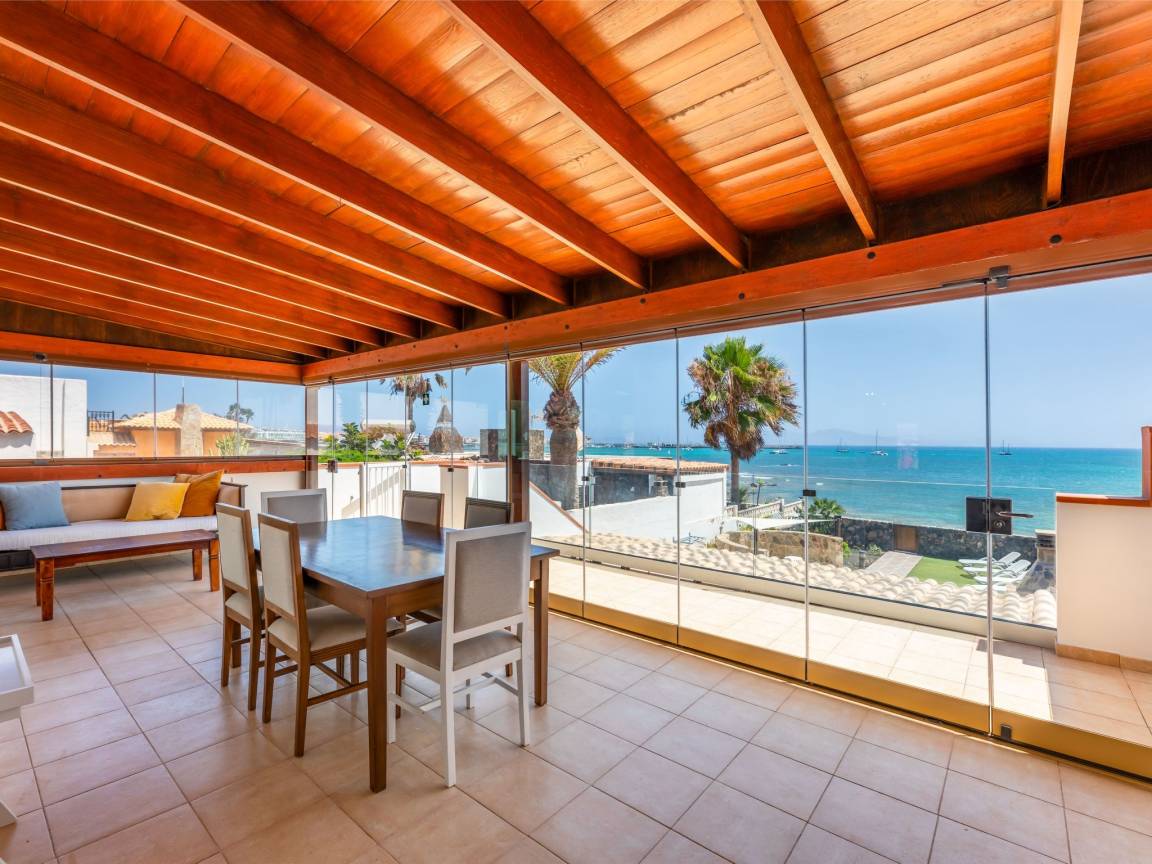 160 M² House ∙ 3 Bedrooms ∙ 4 Guests - Corralejo