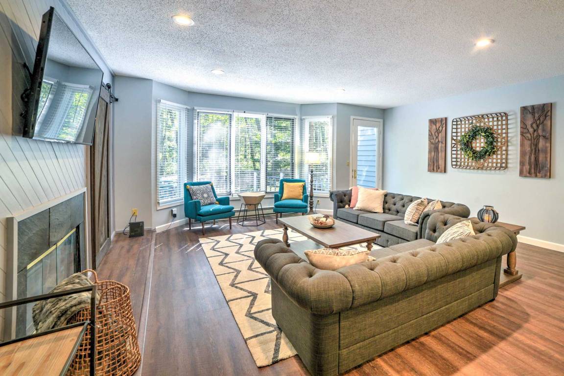 210 M² Apartment ∙ 4 Bedrooms ∙ 8 Guests - Wintergreen, VA