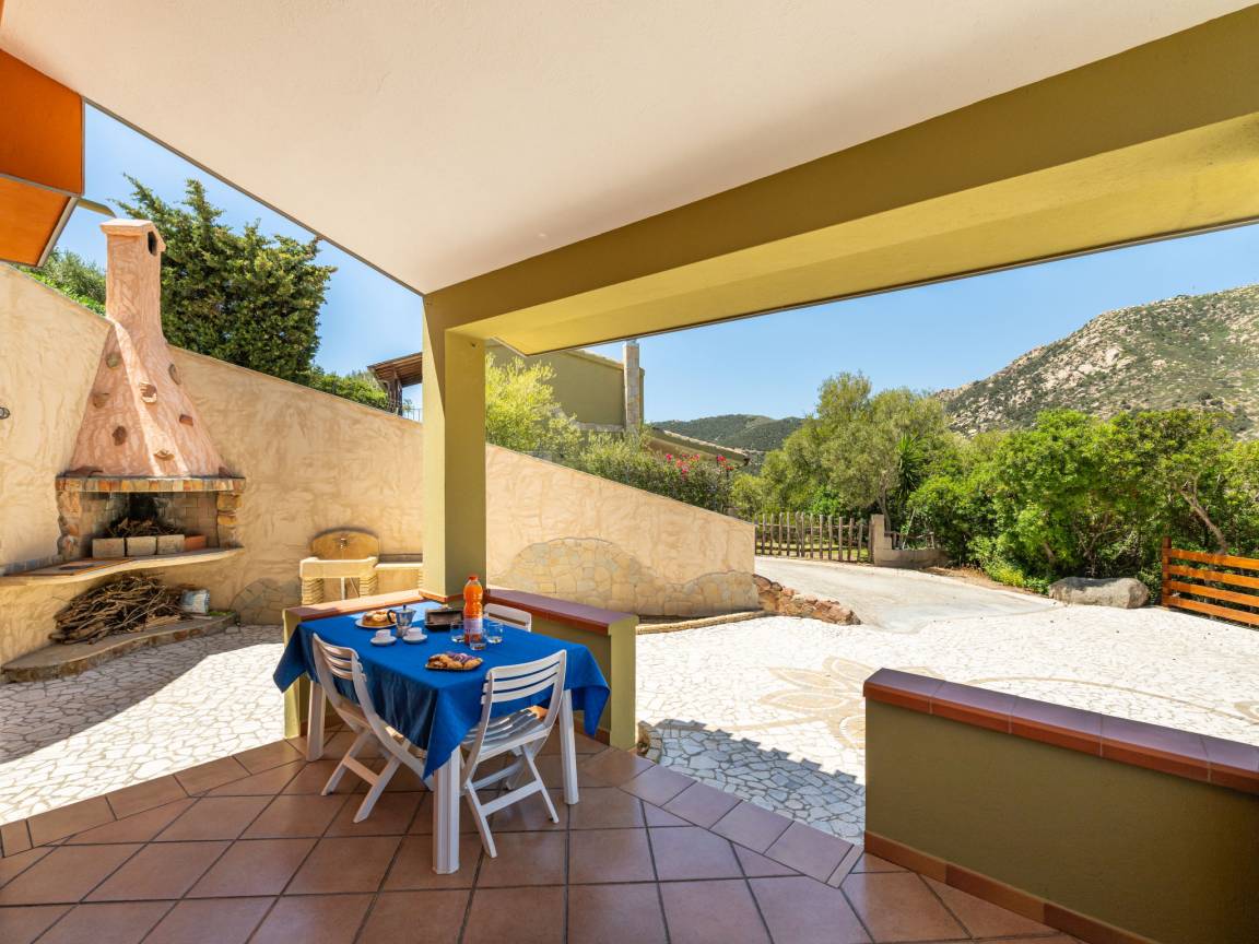 80 M² House ∙ 3 Bedrooms ∙ 6 Guests - Villasimius